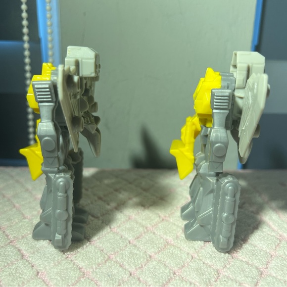 Toys | Lot Of 2 218 Hasbro Burger King Transformer Kids Meal Toys ...